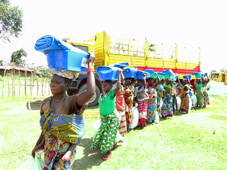 Food and Necessities for People Returning Home