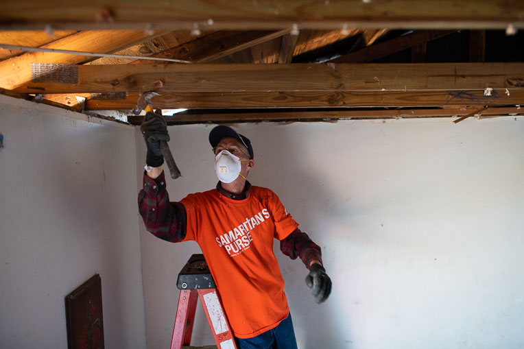 Volunteers Still Needed in Hurricane-Ravaged Florida