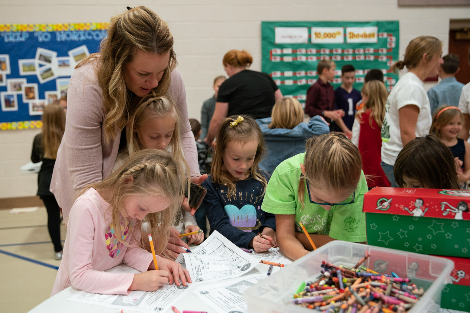Wisconsin Shoebox Club Packs 10,000th Gift