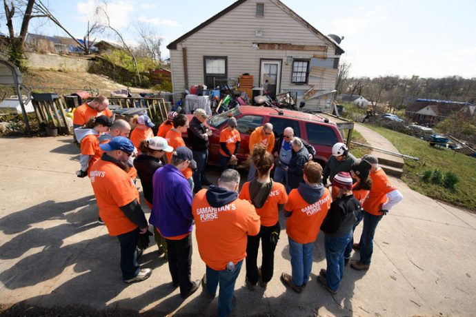 Volunteers Bring Help and Hope in Jesus’ Name