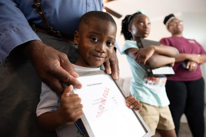 Edward Graham Dedicates New Homes in Mississippi