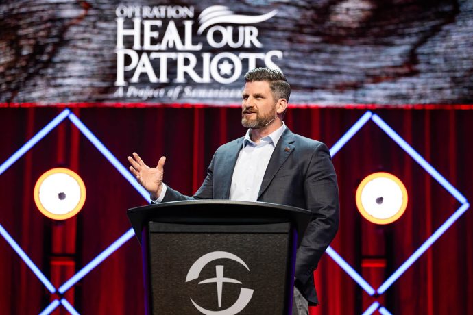 Military Couples Celebrate Renewal in Christ