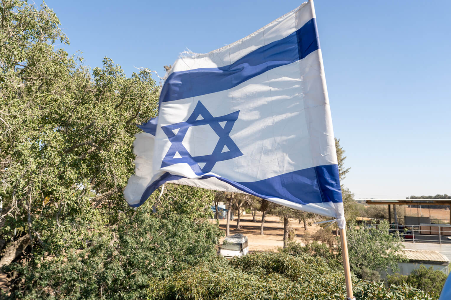 Edward Graham Visits Construction Sites in Israel’s North and South