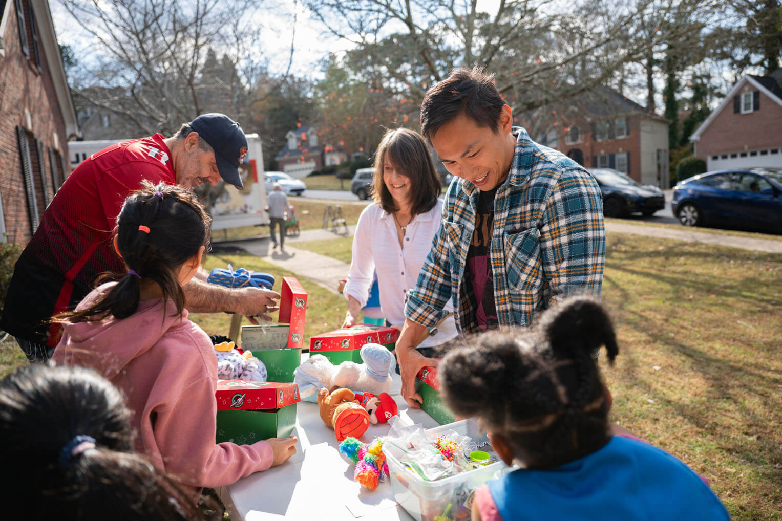 Shoebox Packing Party Sends God’s Love Around the Corner and the World