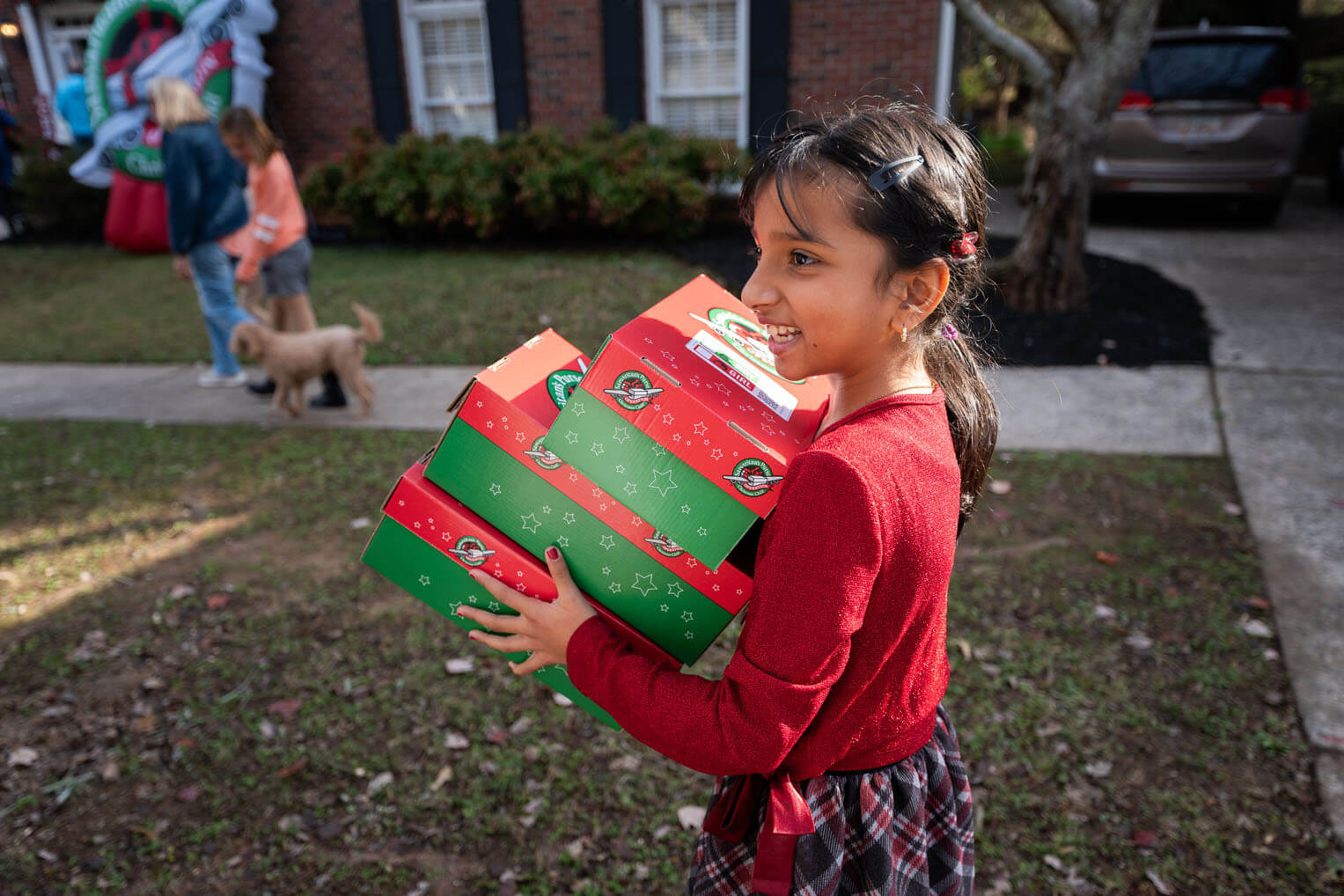 Shoebox Packing Party Sends God’s Love Around the Corner and the World
